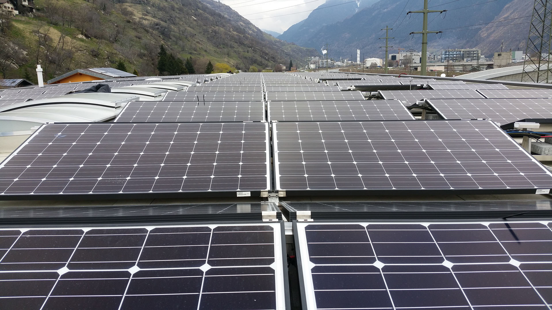 Photovoltaik - VS Solarstrom AG hr Partner für Solaranlagen